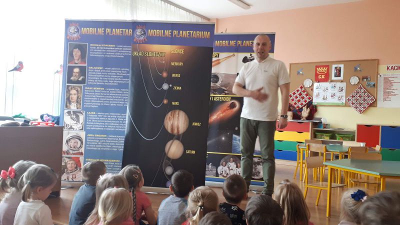 Mobilne Planetarium HALO WIEDZA | Przedszkole Samorządowe nr 9 w Kielcach
